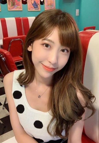 น่ารักยิ้มหวานสตรีมเมอร์ MintAuka ไม่ให้หลงรักเธอคงไม่ได้