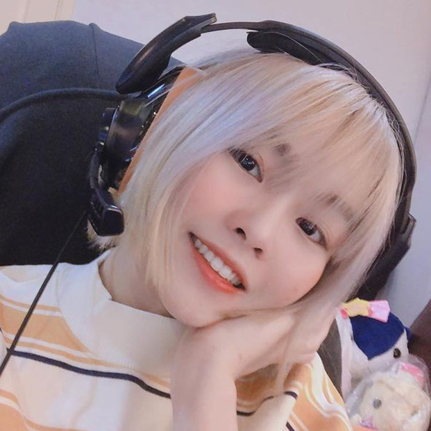 แพท Patiizz เปิดวาร์ปสตรีมเมอร์สาวสวย สาวยูทูปเบอร์ผู้แจกความสดใส