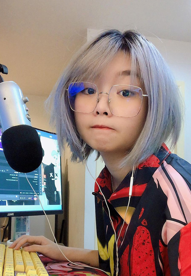 แพท Patiizz เปิดวาร์ปสตรีมเมอร์สาวสวย สาวยูทูปเบอร์ผู้แจกความสดใส