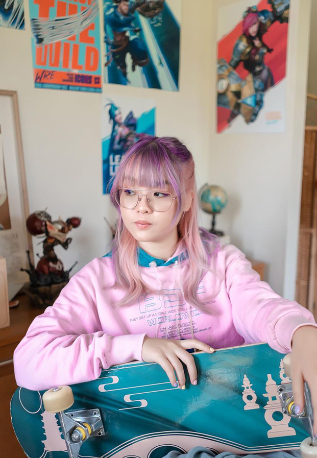 แพท Patiizz เปิดวาร์ปสตรีมเมอร์สาวสวย สาวยูทูปเบอร์ผู้แจกความสดใส